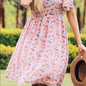 Gilli | Dresses | Gili Midi Floral Dress In Blush | Poshmark